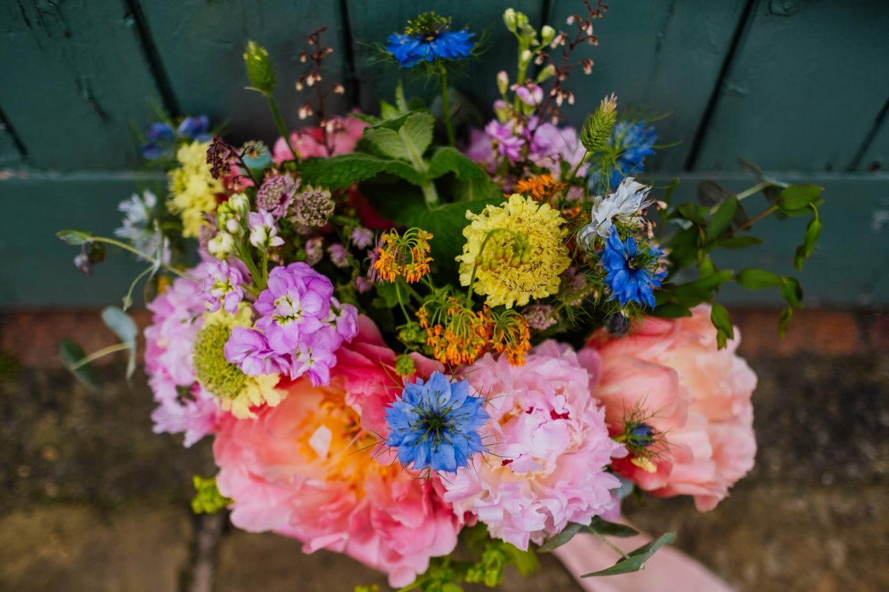 Unique & Colourful Wedding Bouquet Ideas | Wedding Flowers Photo ...