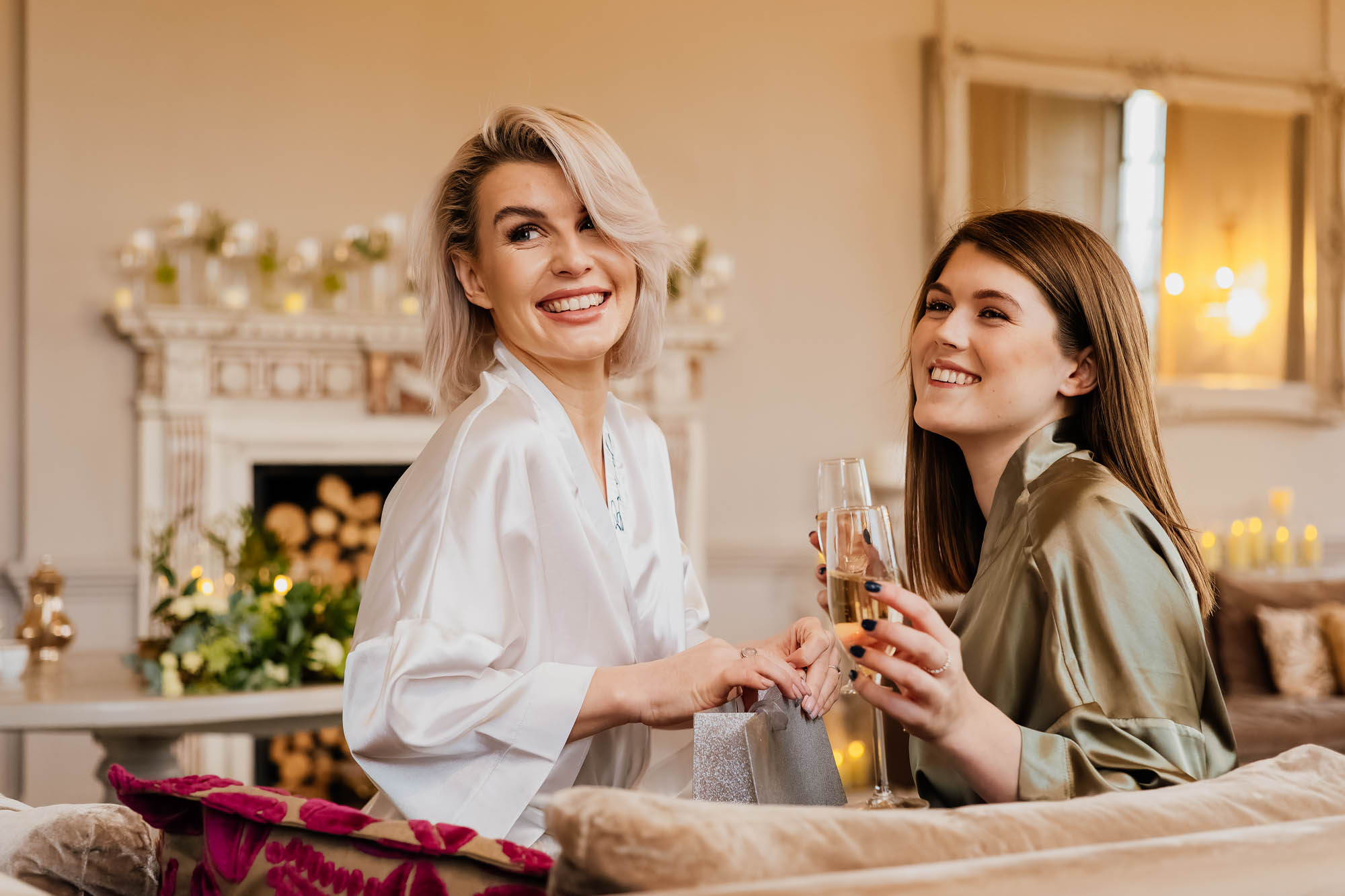 5 Essential Things You Need for the Best Getting Ready Photos at Your ...